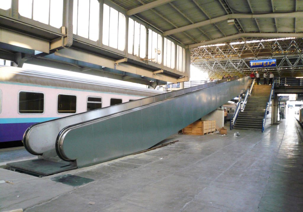 Raja Passenger Trains co. - تمکین فولاد آسانبر | آسانسور و پله برقی ...